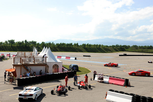 Informations Pratiques sur les Stages, Circuit de l'Anneau du Rhin ...